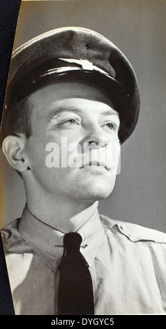 Cette image provient de la collection Theodore Hall, une archive ...