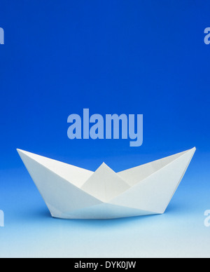 Schiffchen aus Papier gefaltetem, bateau en papier plissé, Tinker ...