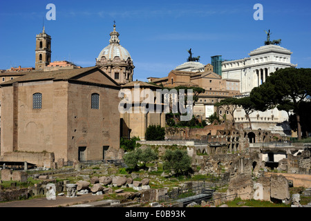 L'Italie, Rome, forum romain, curia julia, ancienne cité romaine sénat ...