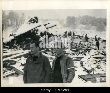 01 janv., 1954 - Village de Blons enterré par les avalanches : Au moins ...