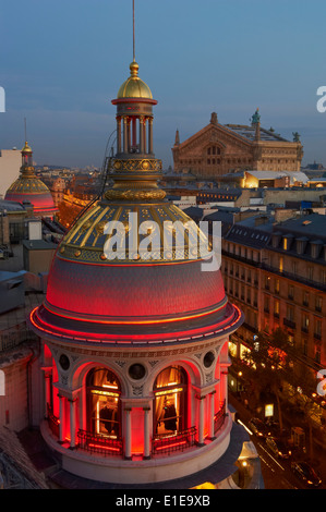France, Paris, le dôme de Printemps Haussmann departement store Photo ...