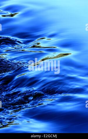 Rivière Issole Cabasse Var France Photo Stock - Alamy