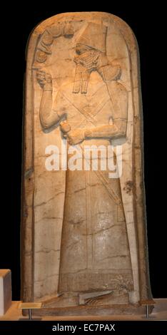 Stèle de Shamshi-Adad V (823-811 avant J.-C.) l'assyrien, à propos de ...