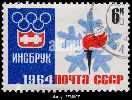 RUSSIE - VERS 1964: Un timbre imprimé en Russie montre le nouvel an ...