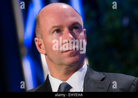 Alain Bellemare, président et chef de la direction de Bombardier, prend ...