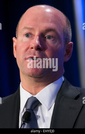 Alain Bellemare, président et chef de la direction de Bombardier, prend ...