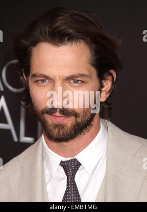 L'acteur Michiel Huisman participe à la première de 'The Age of Adaline ...