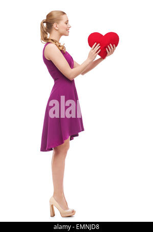 Teen girl robe rouge et talons hauts Photo Stock - Alamy