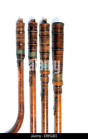 Cromorne, soprano alto ténor et basse - instrument de la période de la ...