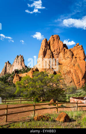 Les formations rocheuses de Garden of the Gods et repère Naturel ...