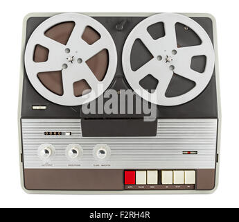Magnétophone à bande stéréo analogique. Le joueur avec des rouleaux ...
