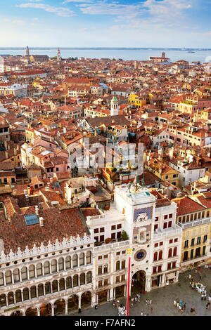 Toits de Venise Vue de dessus, de l'hôtel Campanile, la Place Saint ...