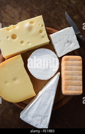 Quelques différentes sortes de fromage Photo Stock - Alamy