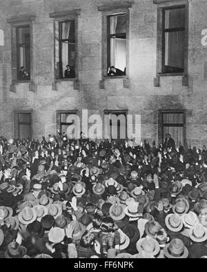 Photographie Adolf Hitler (1889 - 30 avril 1945) homme politique ...