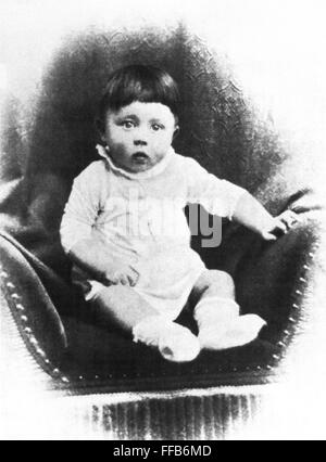 ADOLF HITLER (1889 - 1945). /NChancellor d'Allemagne, 1933-45. Revue ...