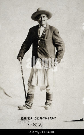 GERONIMO (1829-1909). NAmerican /chef Apache. Geronimo à Fort Bowie ...