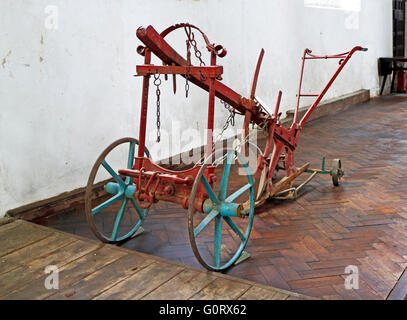 Vieille charrue tirée par des chevaux Banque D'Images, Photo Stock ...