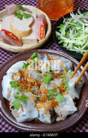 Vietnam, banh cuon nom rouleau de nouilles de riz ou gâteau roulé, est ...