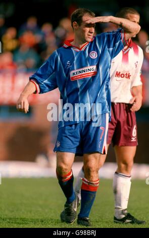 Jonathan Howard de la division League deux club de football ...
