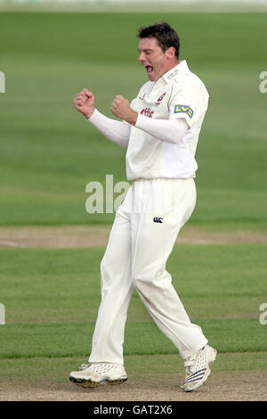 David Wigley, de Northamptonshire Steelbacks, célèbre la prise du ...