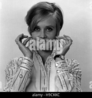 Deutsche Sängerin und Schauspielerin Inge Brück, Deutschland 1960 er ...