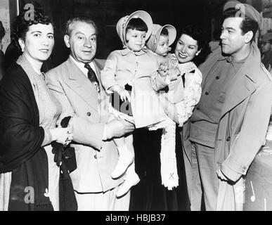 Mario Lanza et son épouse, Betty, avec leurs enfants, Colleen, Elisa ...