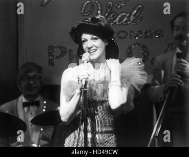 ALICE, Linda Lavin, 1976-85 Photo Stock - Alamy