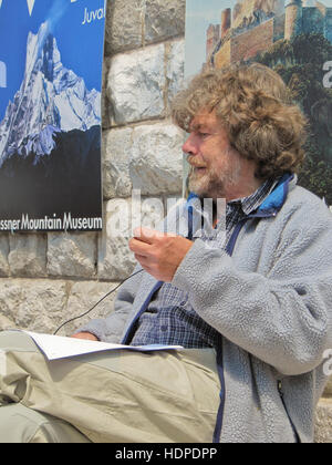 CADORE, ITALIE - 06 juin : l'alpiniste Reinhold Messner parle au cours ...