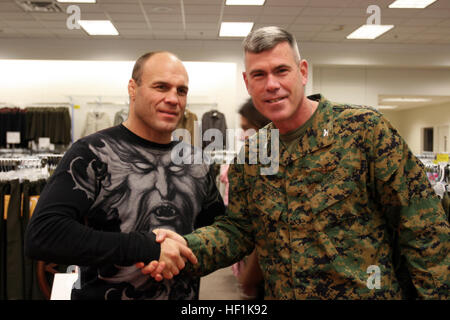 Le colonel Christopher Haar du corps des Marines des États-Unis ...