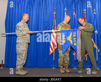 Le major-général Joseph Jarrard, l'adjudant général, Ministère de la ...