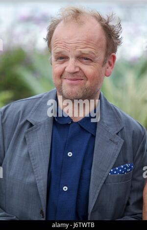 Toby Jones acteur fin heureuse, Photocall. 70e Festival du Film de ...