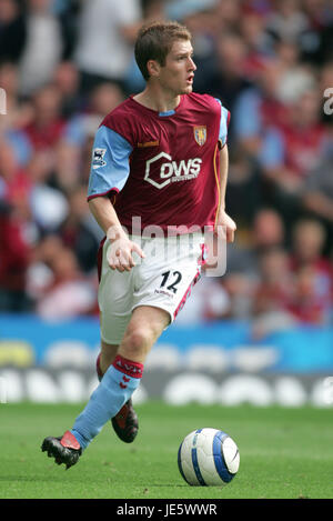 STEVEN DAVIS FC ASTON VILLA ASTON VILLA PARK BIRMINGAM ANGLETERRE 27 ...
