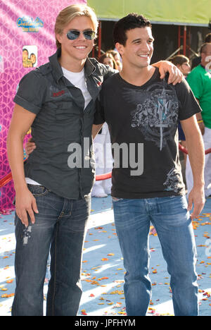 Derek Hough et Mark Ballas - Cheetah Girls une première mondiale au El ...