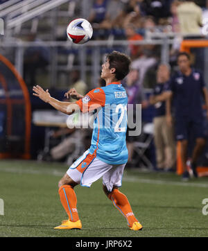 05 août 2017 : Miami FC defender Tyler Ruthven (12) batailles pour ...