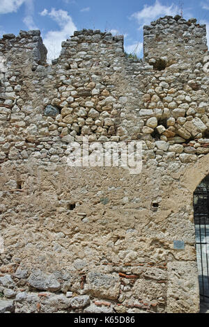 Mur du château de la ville de Lamia, Grèce centrale Photo Stock - Alamy
