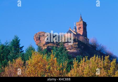Le rocher de Dabo chapelle Saint-léon, monument de Dabo dans la région ...