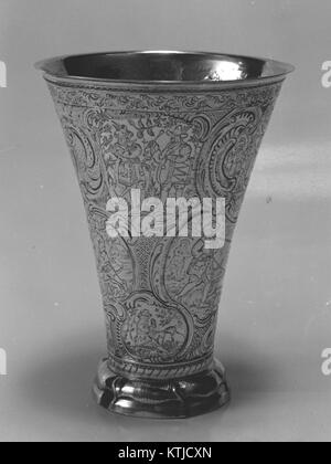 Ce bécher, qui fait partie de la collection du Metropolitan Museum of ...