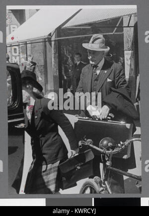 Cette photographie capture Knut Hamsun, l'auteur norvégien, en 1944 ...