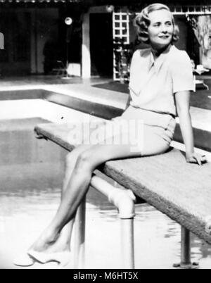 DORIS CASTLEROSSE (1900-1942) Anglais socialite et autrefois maîtresse ...