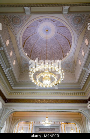 L'intérieur de la mosquée Al Manara à Dubaï, Émirats arabes unis, au ...