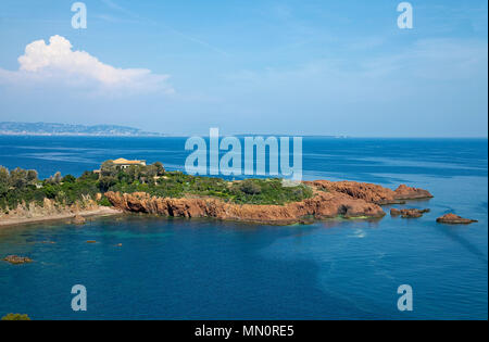 Pointe de l'observatoire, point de vue sur la côte rocheuse ...