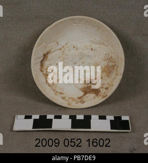 Plaque ronde en céramique par Weller a la ressemblance de secours buste ...