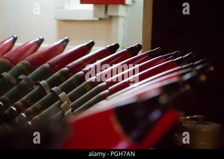 6 pouces (152 mm) d'obus pour canons de la Seconde Guerre mondiale ...
