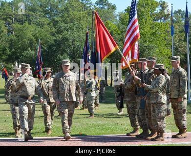 Le parti officiel pour la cérémonie de renoncement au commandement ...