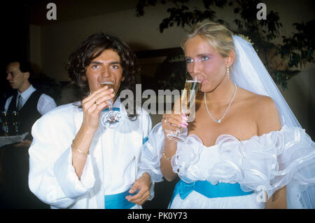 (L-r) : Thomas Anders, Nora Balling sur 03.07.1985 à Koblenz / Coblence ...