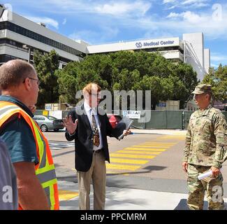 ÉTATS-UNIS Le colonel Shaun Bellamy de la Force aérienne, le directeur ...