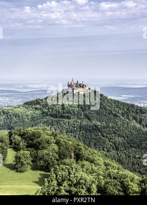 Le château de Burg Hohenzollern Souabes, Alp, Bade-Wurtemberg, Allemagne, Europe Photo Stock - Alamy