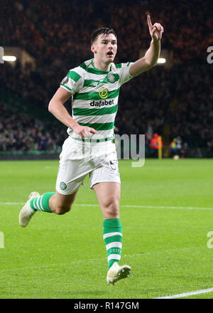 Kieran Celtic les Tierney célèbre marquant son deuxième but de côtés du ...