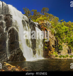 Mackenzie Cascade est le plus célèbre cascade du parc de Victoria ...