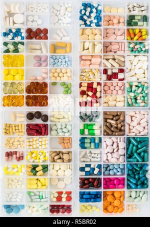 Différents types de capsules de médicaments Photo Stock - Alamy